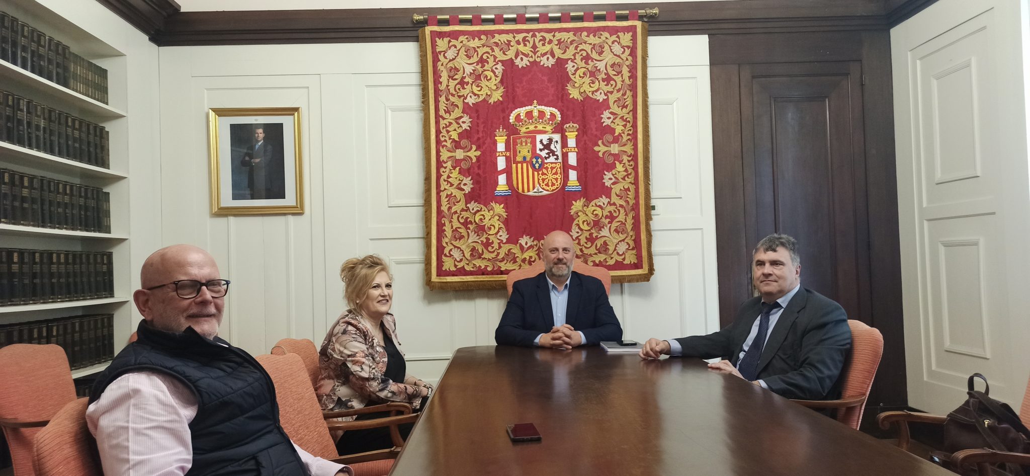 El Gobierno en Navarra se reúne con la ONCE para tratar el voto accesible